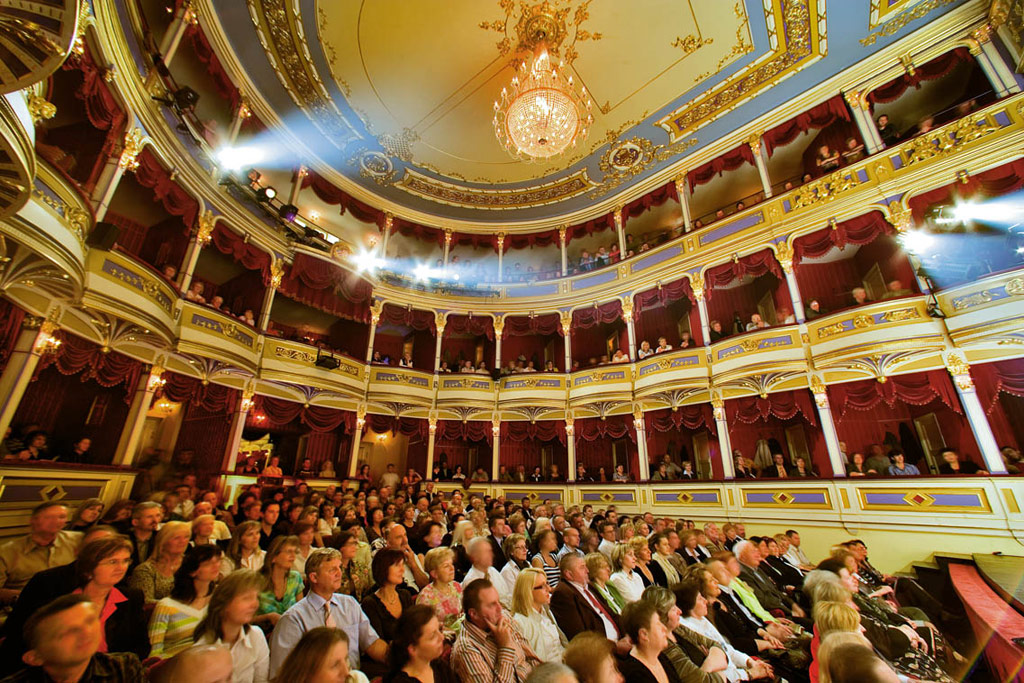 Sječa solista u HNK Osijek - TEATAR.HR